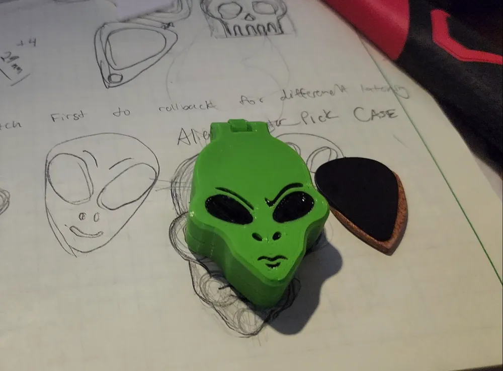 Print-in-Place Alien Box For Guitar Picks by BPmakesthings - MakerWorld