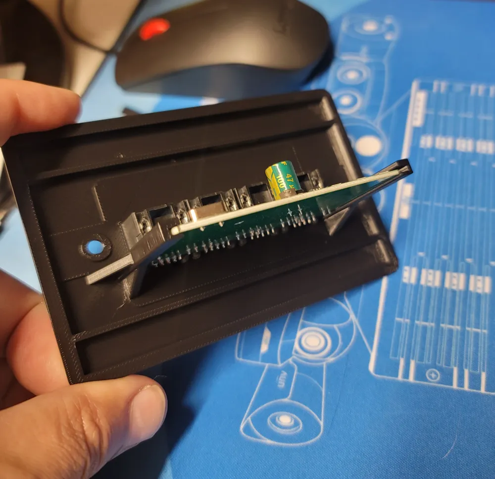 Network Wallplate w/ PoE switch by PoopieProf - MakerWorld