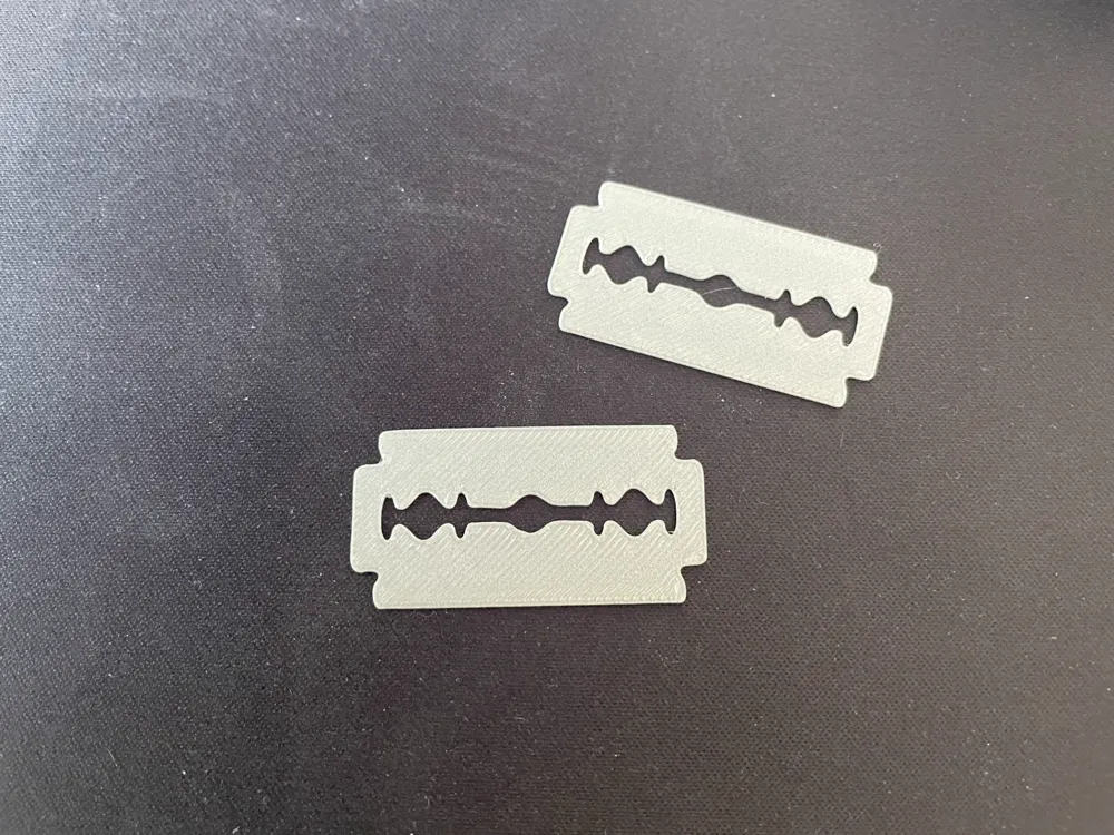 Prop Fake Razor by CizaCZE - MakerWorld