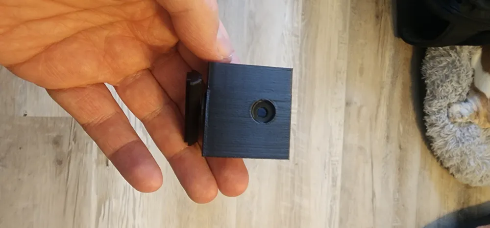 3mm Acrylic Door pivot hinge for 2020 extrusion by Mykel MakerWorld ...