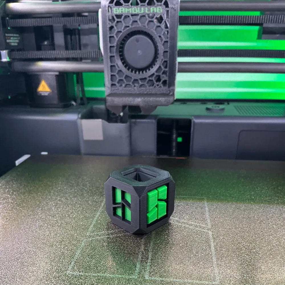 Bambu cube Multicolor test print - Free 3D Print Model - MakerWorld