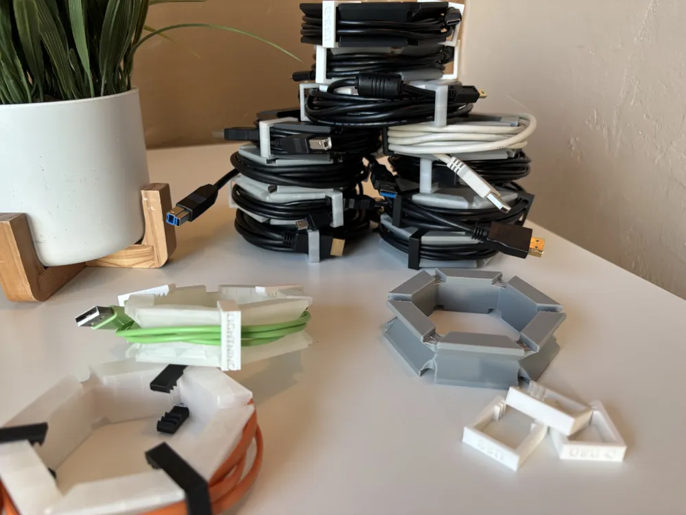 Wire Hive - The Final Cable Wrap by mazzy - MakerWorld