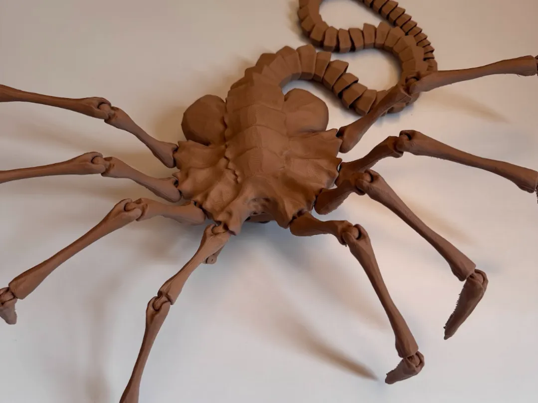 Alien Facehugger Cyberbrick Controlled! - Free 3D Print Model - MakerWorld