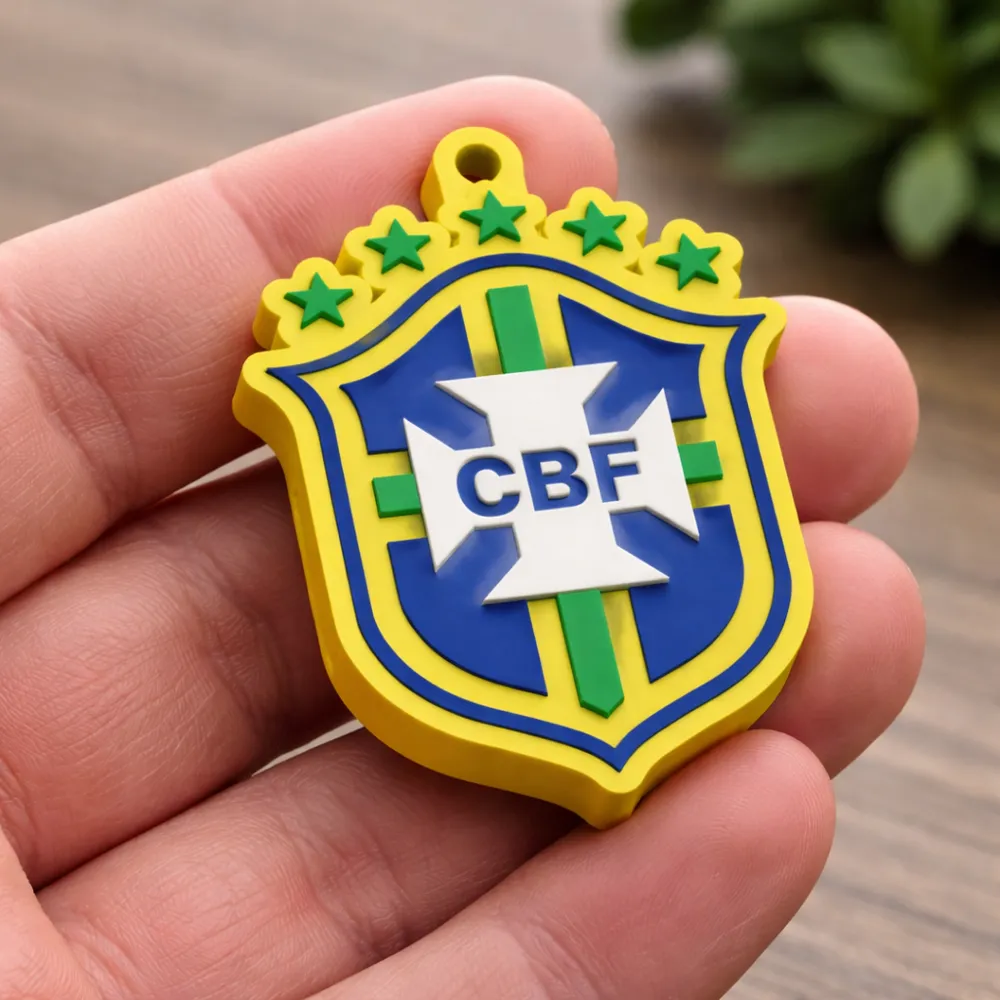 Abridor de lata chaveiro CBF Brasil Copa do Mundo 26 - Modelo gratuito ...