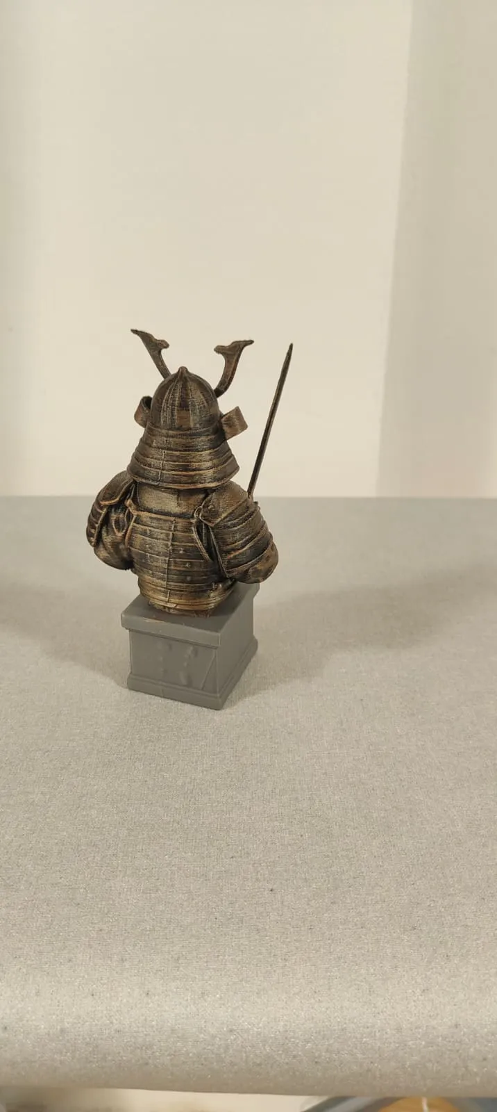 Antique Japanese Samurai Warrior Bust by Frenk MakerWorld: Download ...