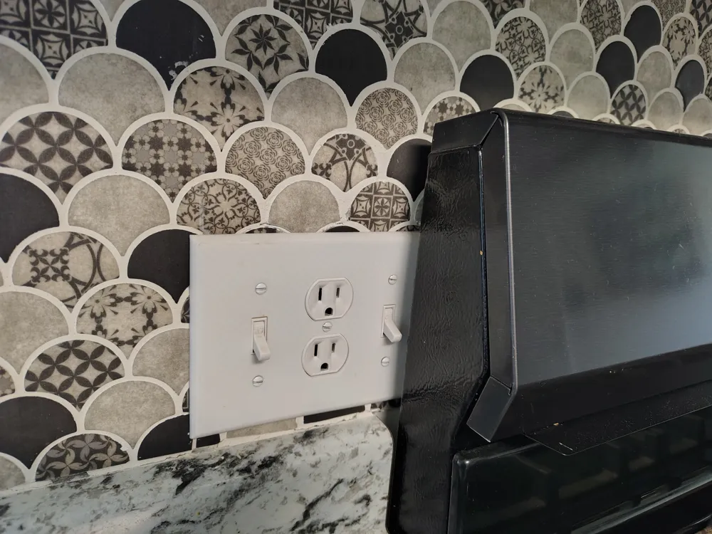 Custom Switch outlet Switch outlet plate cover - Free 3D Print Model ...