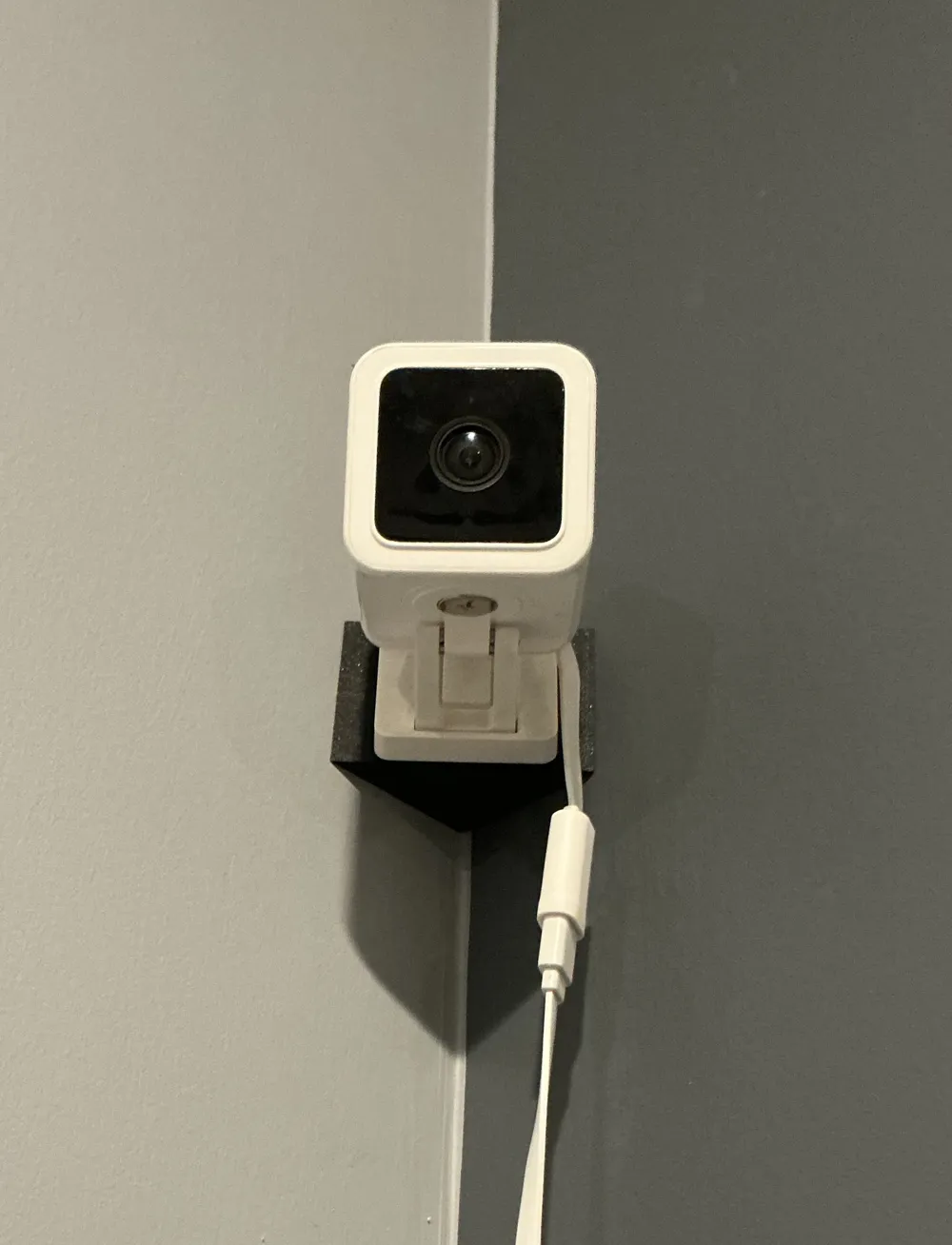 Wyze Camera corner wall mount by Jason MakerWorld: Download Free 3D Models