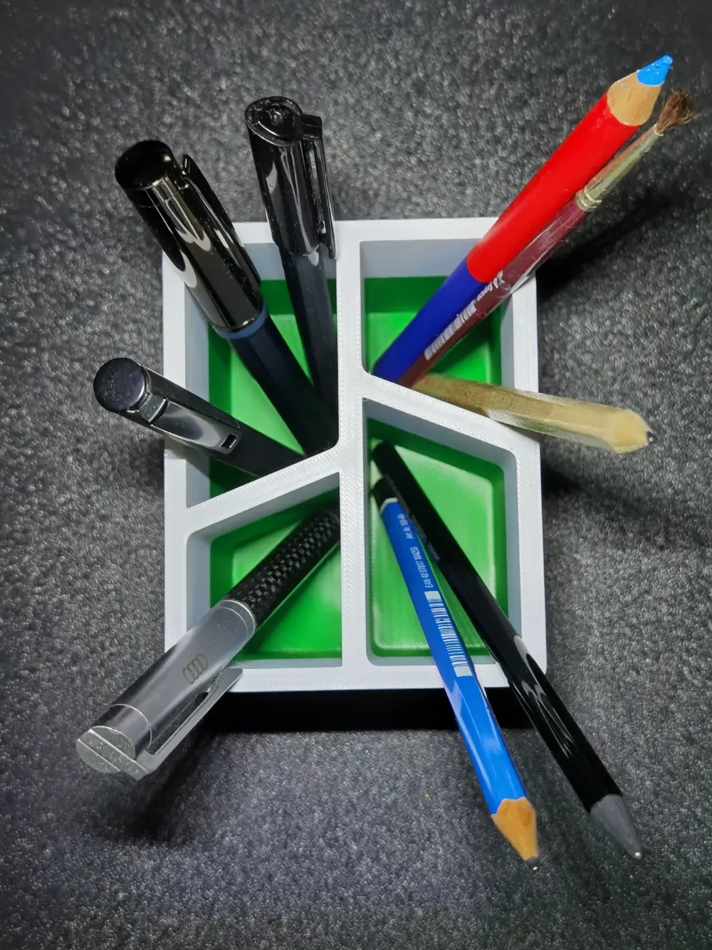 bambu lab pen holder by wolly design - MakerWorld