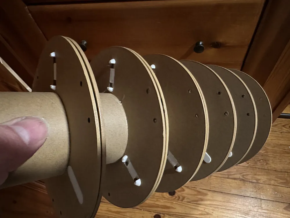 Spool Snap Connector — Cardboard Spool Joiner by DaBrunWorks MakerWorld ...