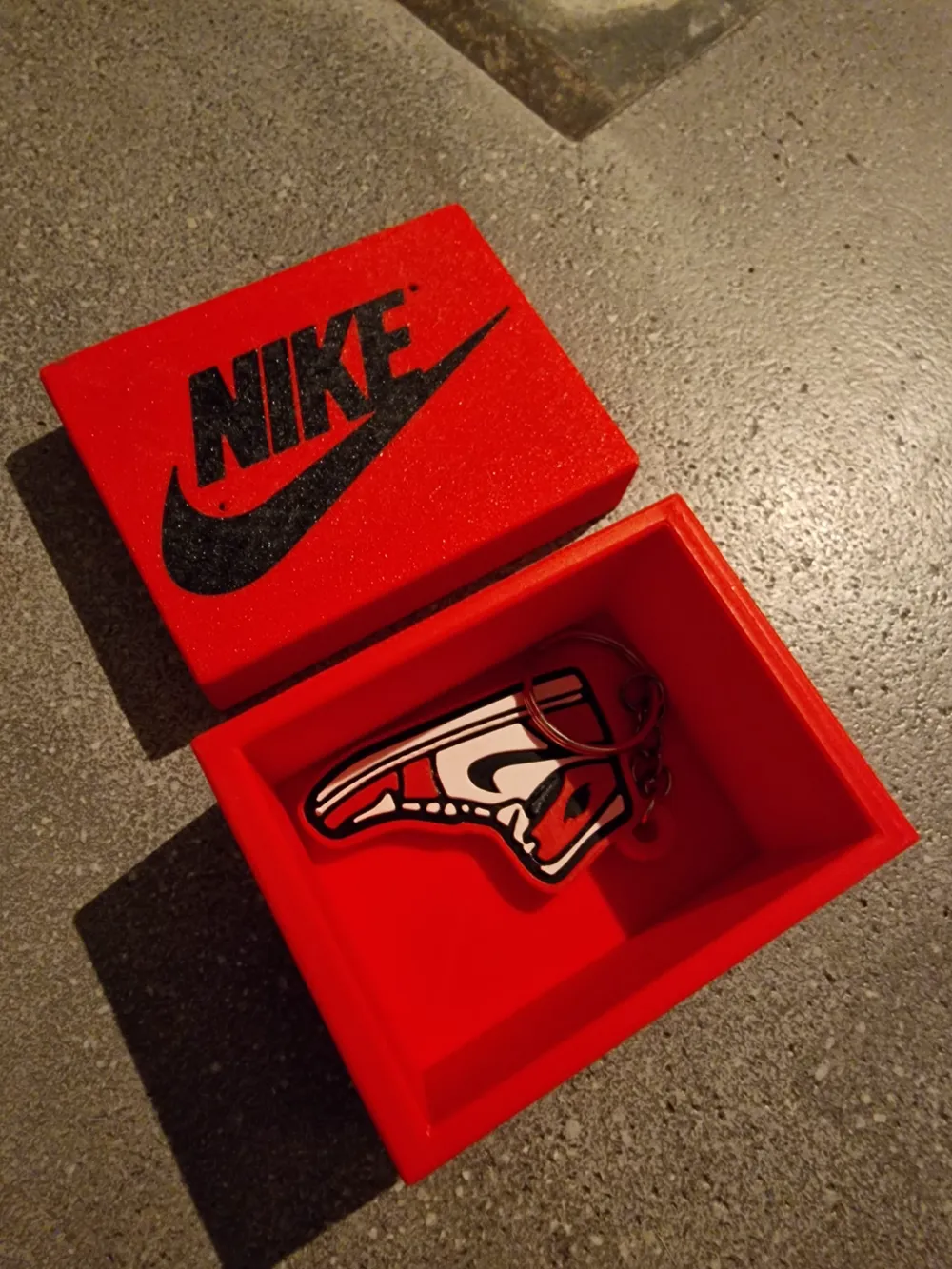 Gift Box Shoe box Nike by Wickieprints - MakerWorld