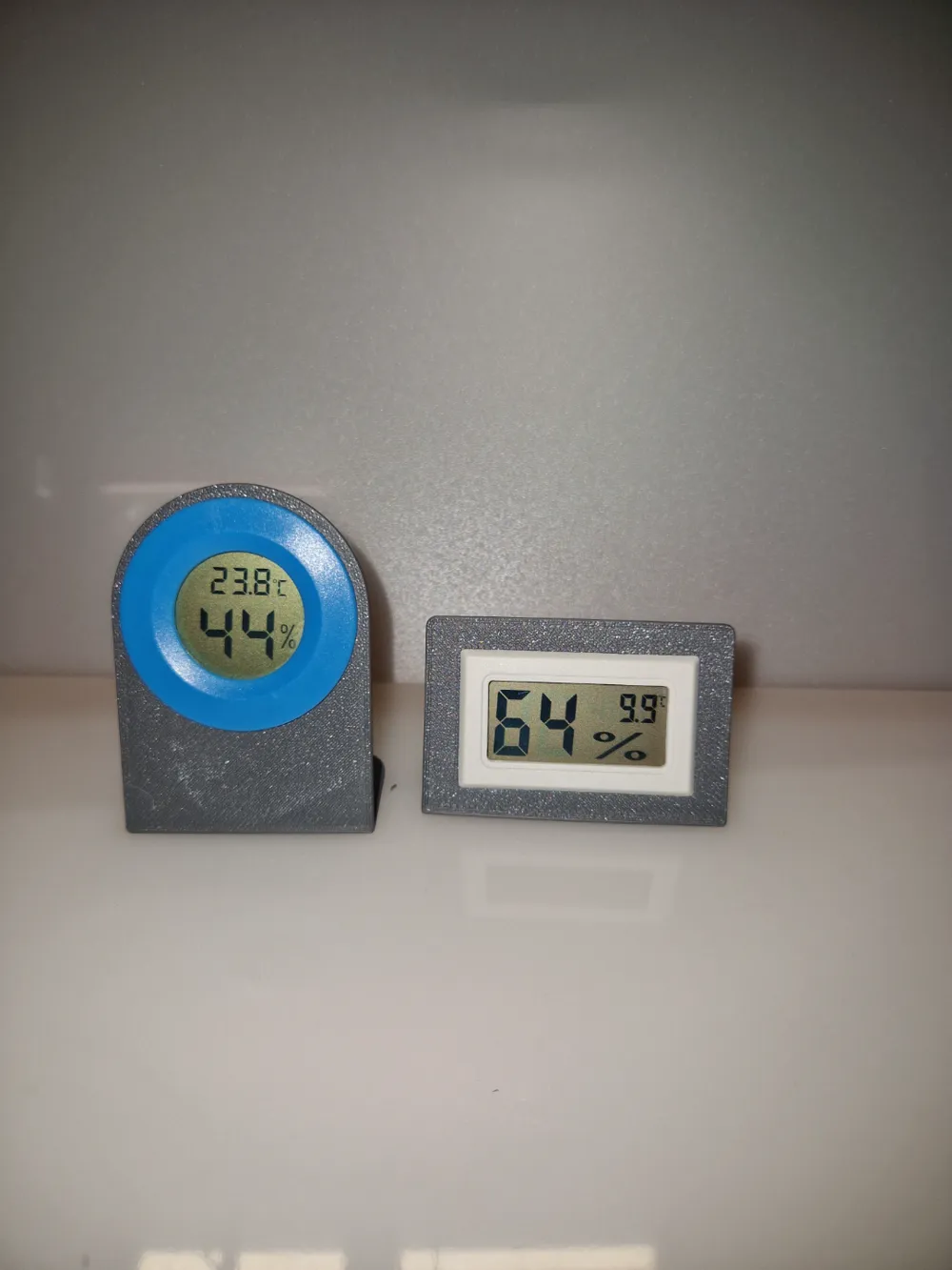 Simple hydrometer holder, round + rectangle by Jendapce - MakerWorld