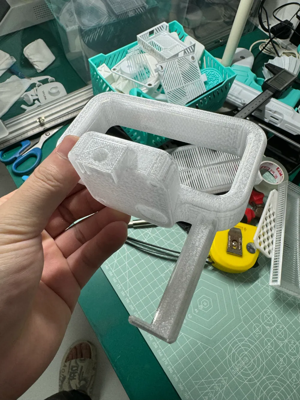 A1 mini handle and cable guide Remixed by Agent4396 - MakerWorld