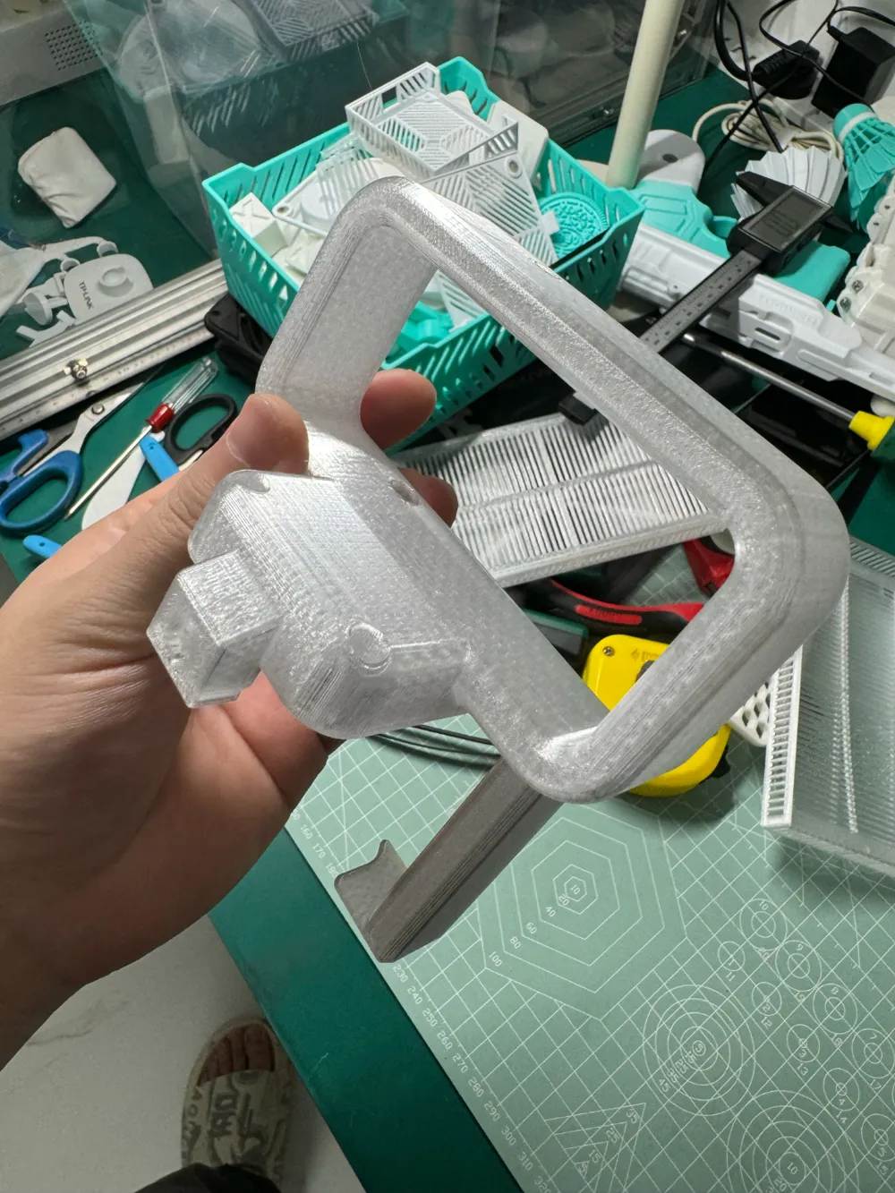 A1 mini handle and cable guide Remixed by Agent4396 - MakerWorld