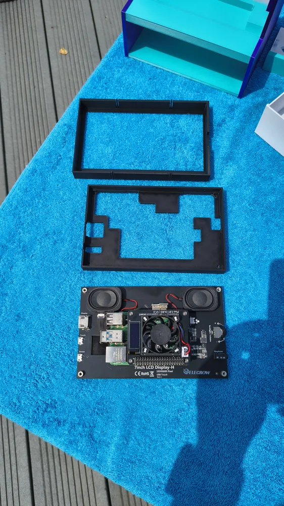 Raspi Arcade works with Powerbank by Yannmarch MakerWorld: Download ...