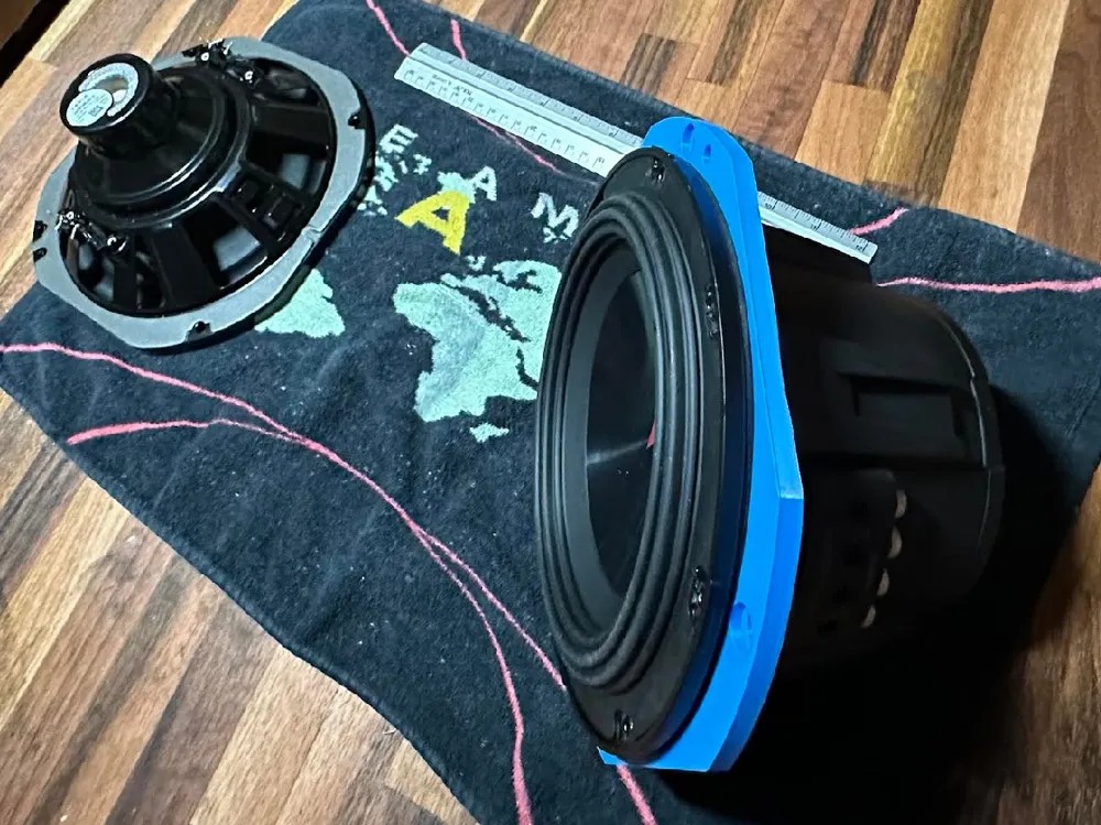 Model Y/3 subwoofer bracket for Alpine R2-W8 by tommy.loytynoja ...