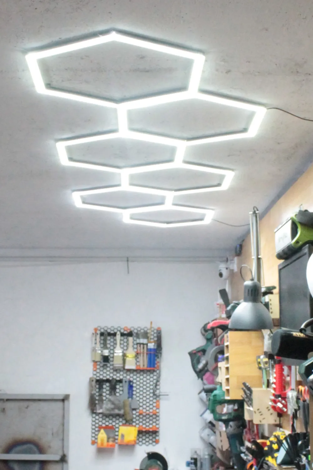 HEXAGONAL LIGHT - Free 3D Print Model - MakerWorld