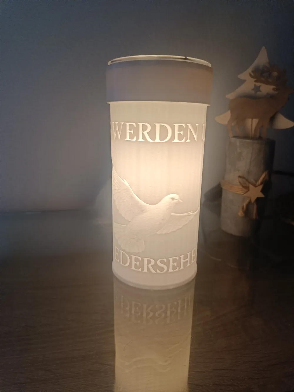 Grablicht - Wir werden uns Wiedersehen mit Taube – Kostenloses 3D ...