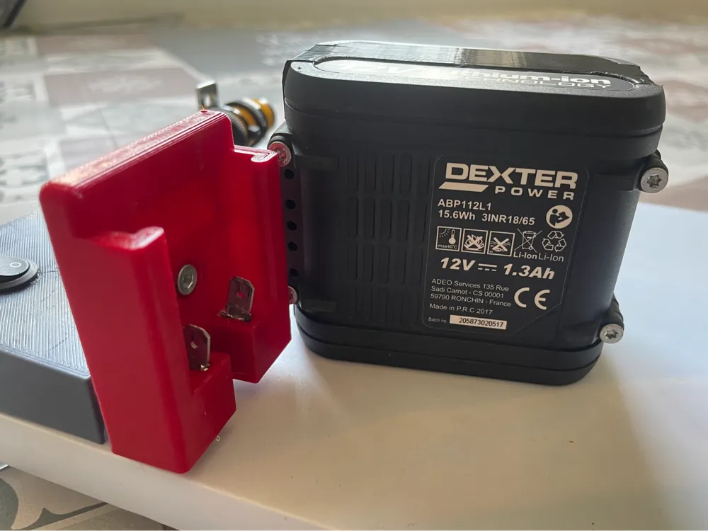 Dexter battery adapter by Singh - MakerWorld