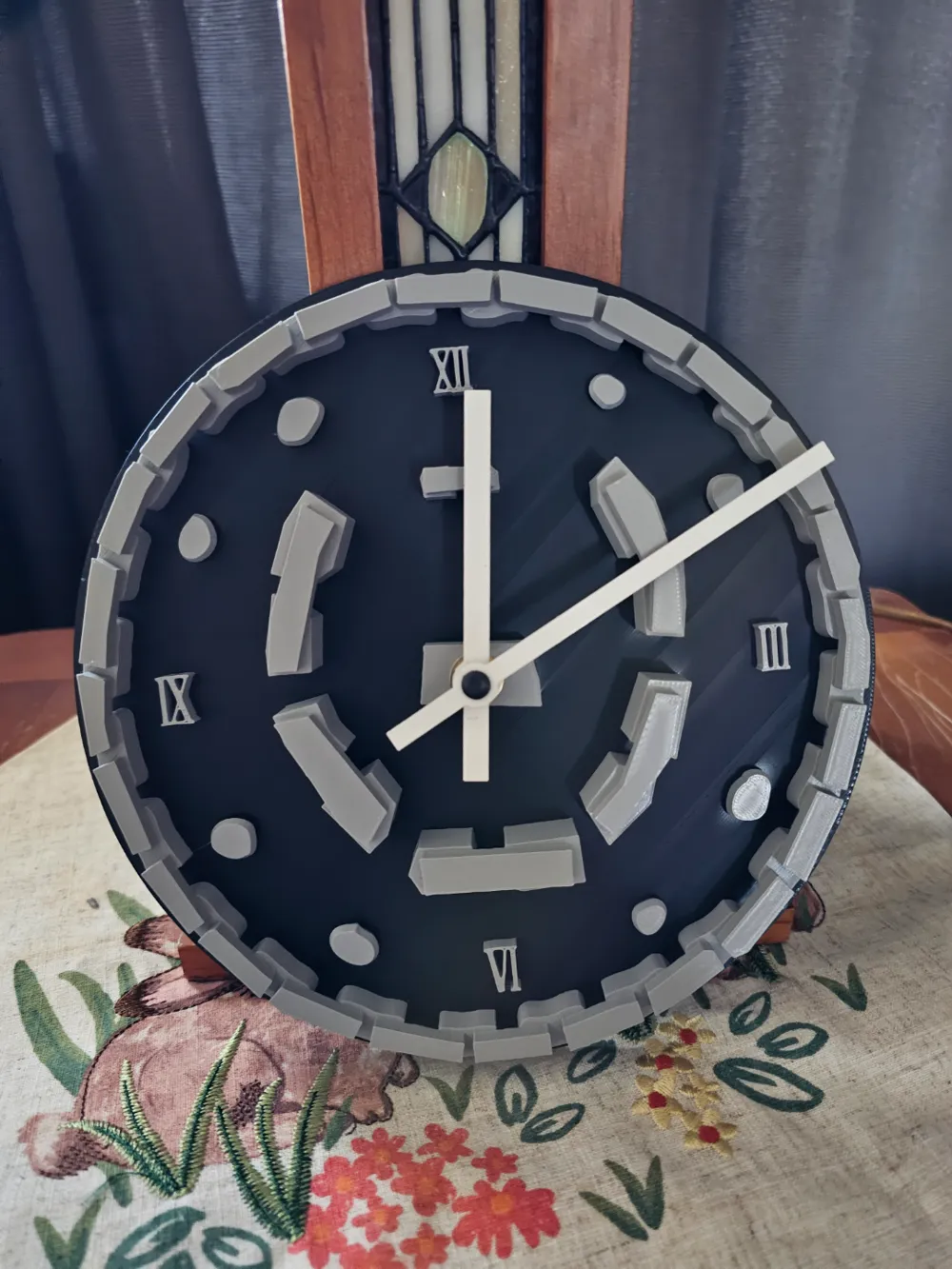 Stonehenge Clock by Ryschweitzer - MakerWorld