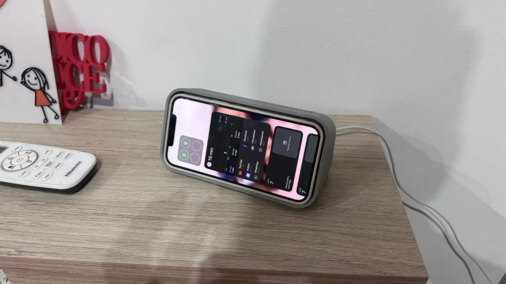 iPhone 12 16 and Pro max Case+Standby new version - Free 3D Print Model ...