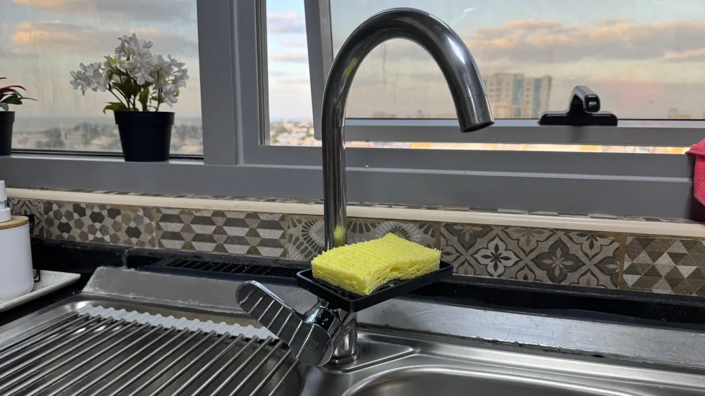 Sponge holder, for larger sponges - Free 3D Print Model - MakerWorld