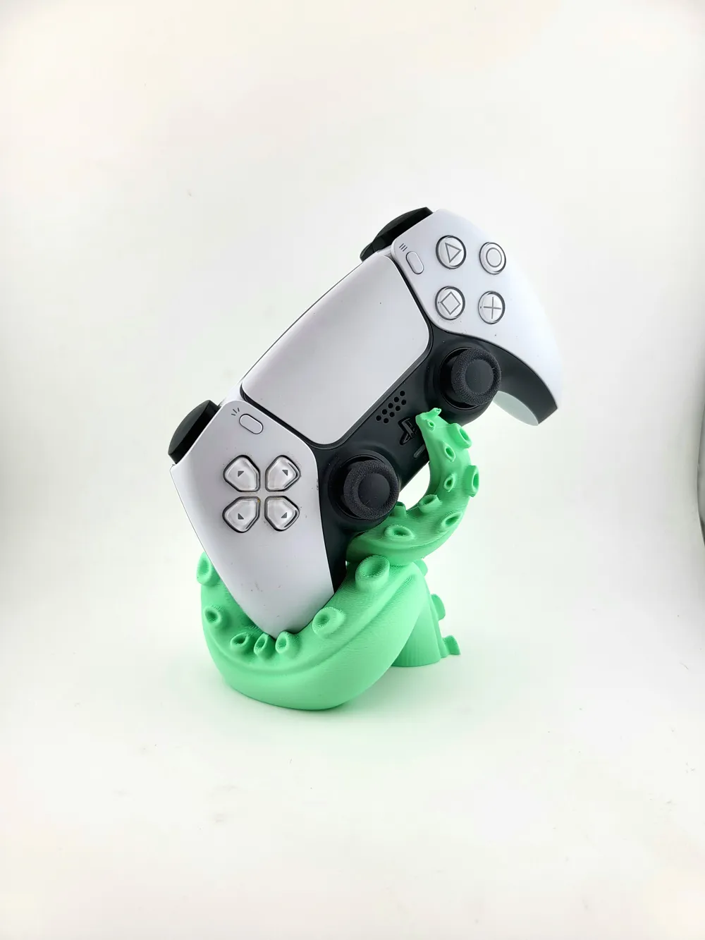 ps5 controller stand tentacle kraken by Mad power MakerWorld: Download ...