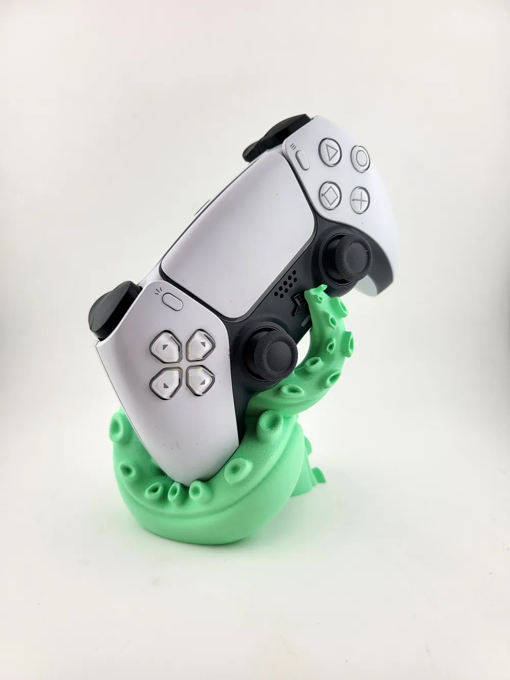 ps5 controller stand tentacle kraken by Mad power MakerWorld: Download ...