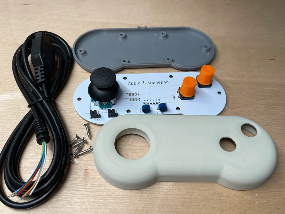 Apple II Gamepad Enclosure by CYUL Maker - MakerWorld