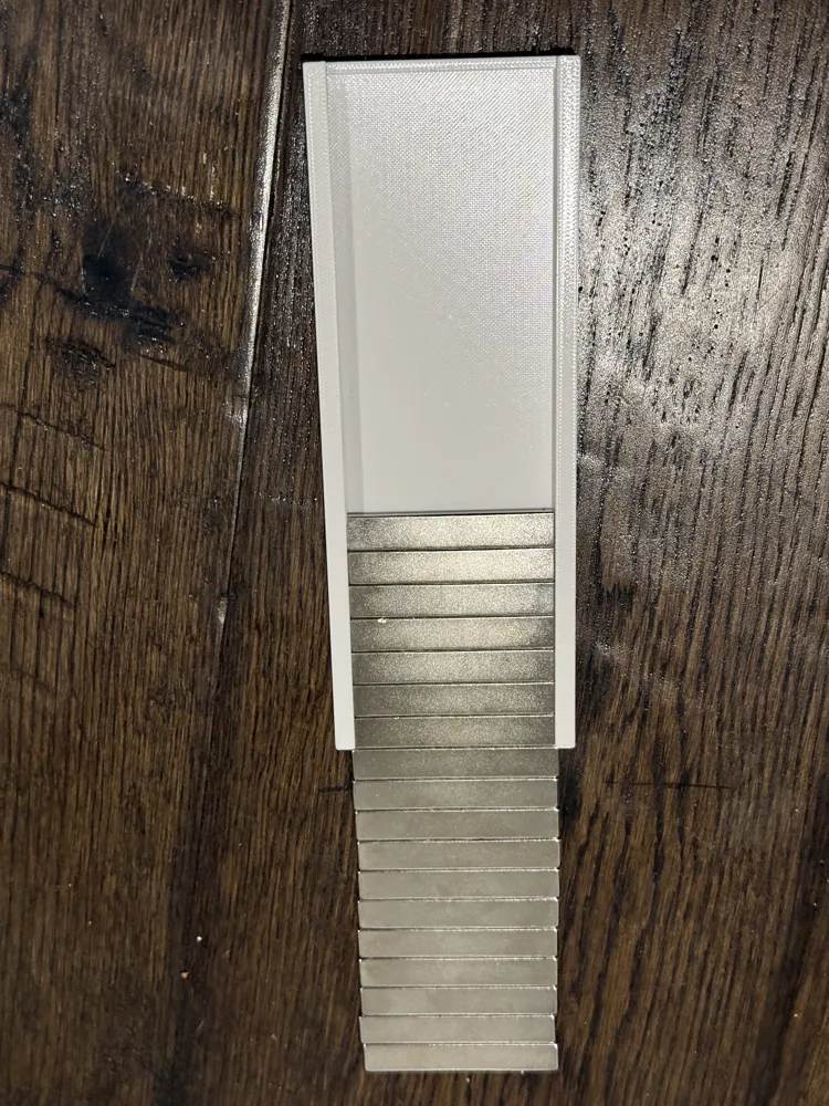 Silver / Gold Magnetic Slide - Free 3D Print Model - MakerWorld