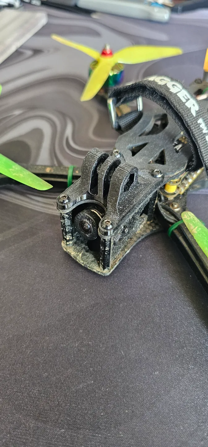 Impulse RC Apex GoPro Halterung von floderpro11 - MakerWorld