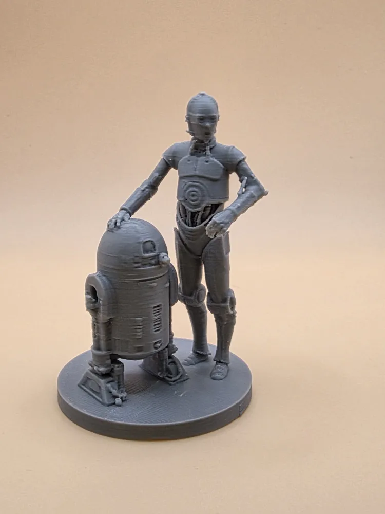 R2-D2 & C-3PO - Ikonisches Star Wars Droiden-Duo – Kostenloses 3D ...