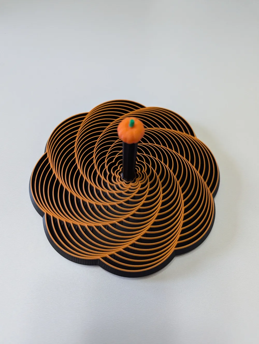 Halloween pumpkin Fidget - Free 3D Print Model - MakerWorld
