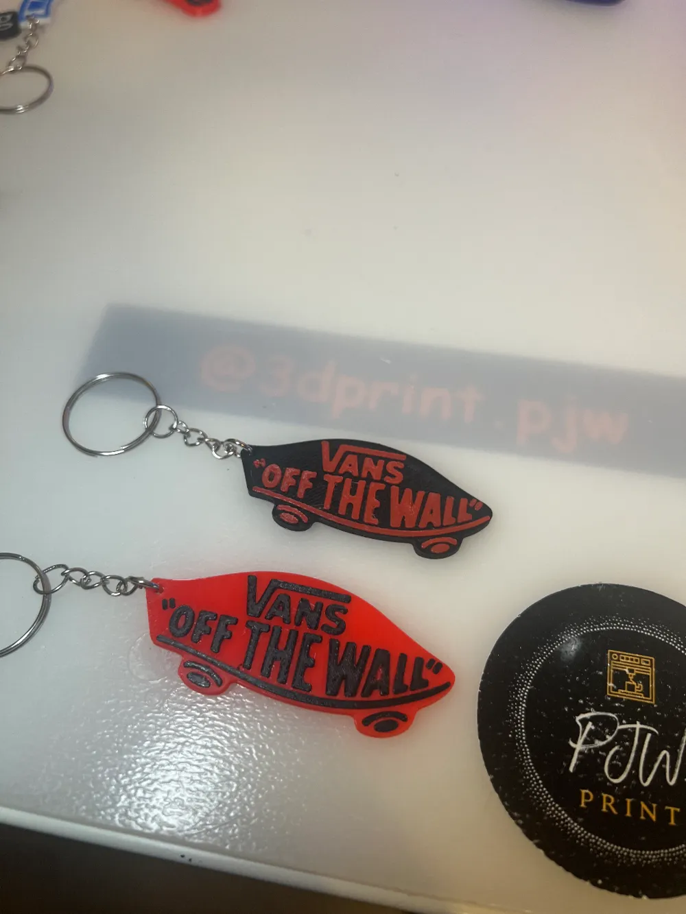 Vans Keychain by 3dprint.pjw - MakerWorld