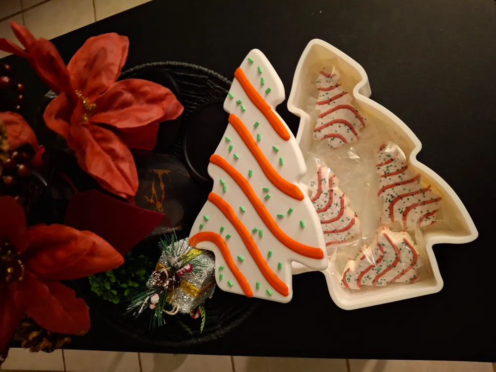Little Debbie Xmas tree box. by Unholyorders82 MakerWorld: Download ...