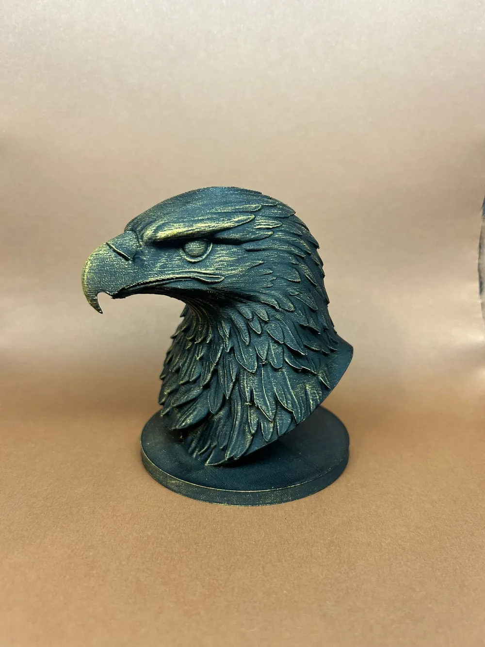 Eagle head por BondFire MakerWorld: Descarga Modelos 3D Gratuitos