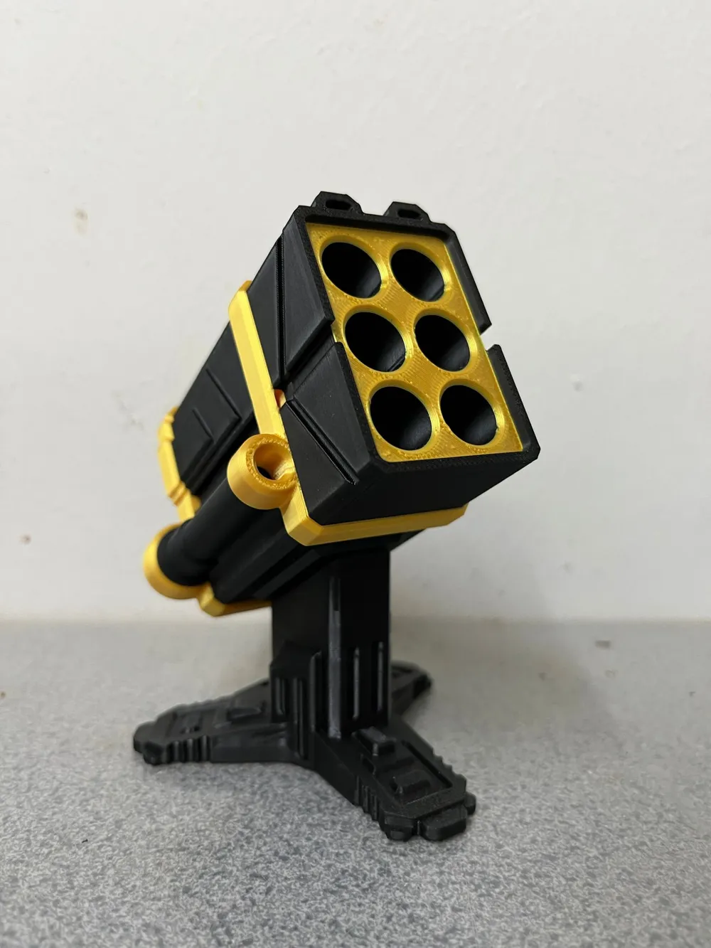 Penholder Rocket Launcher - single version by Jonas MakerWorld ...