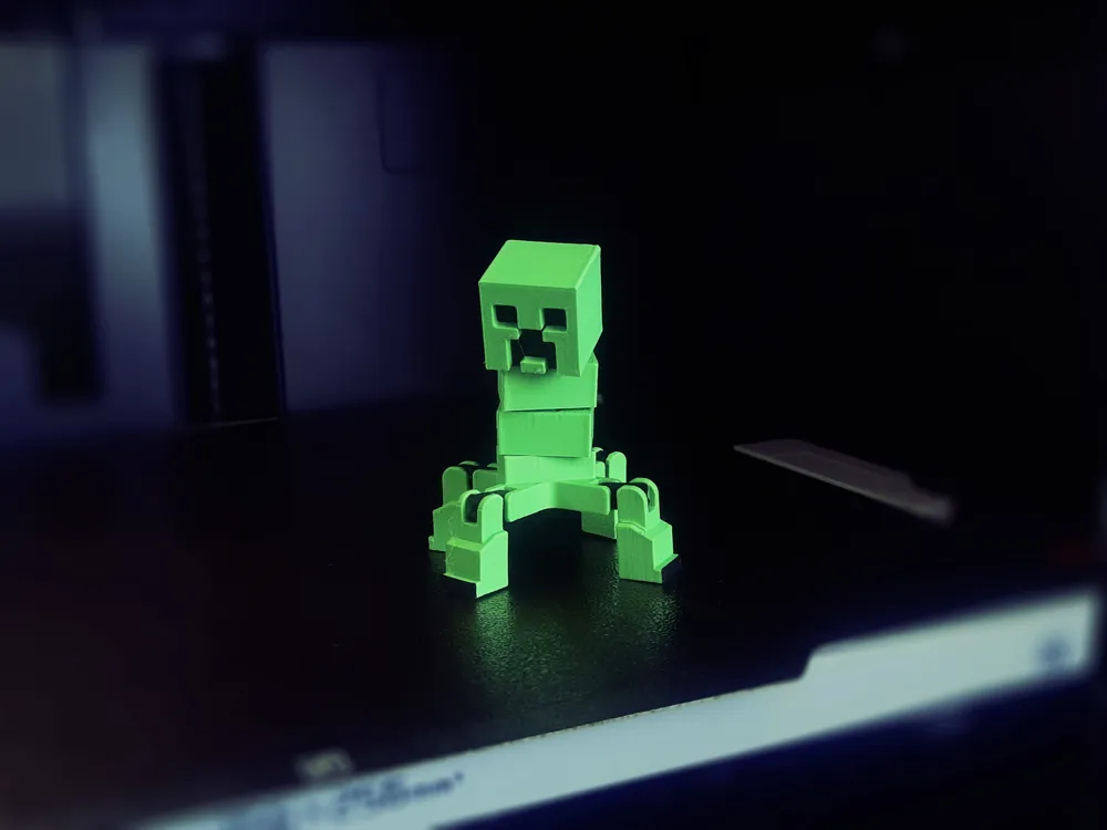 Minecraft Creeper - Model Kit by PeWu MakerWorld: Download Free 3D Models