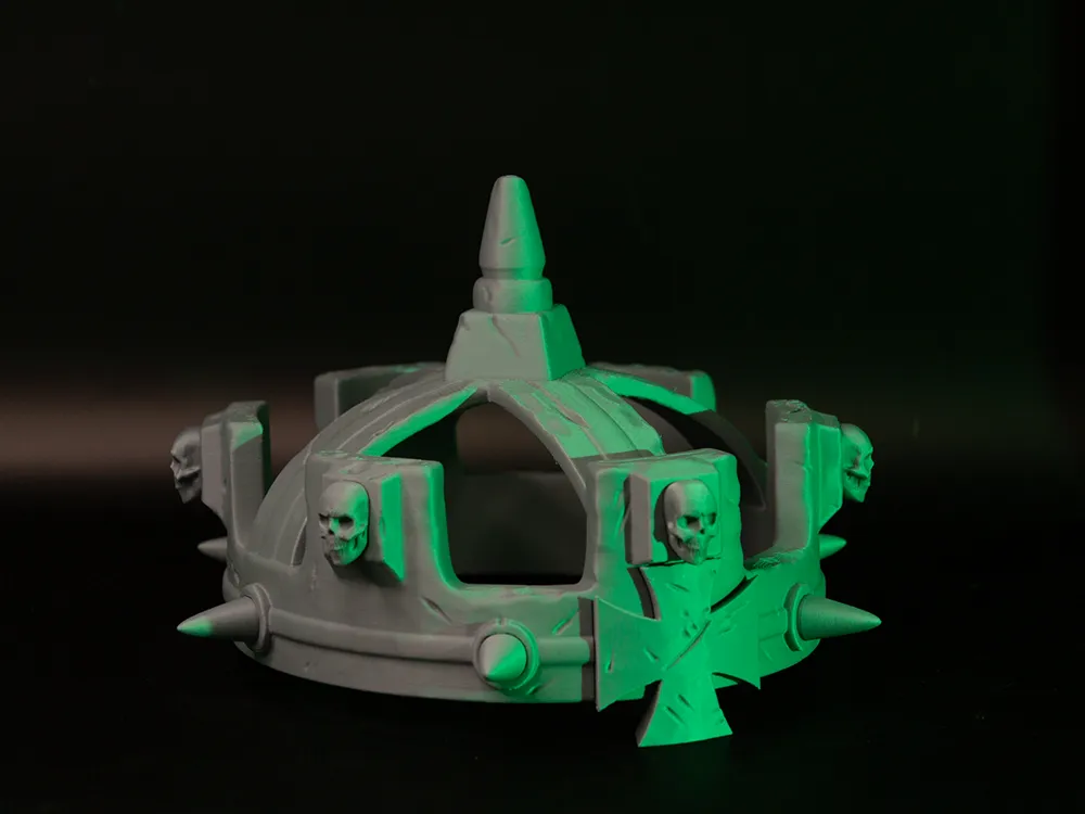 Triple H王者之冠与骷髅面具 来自 The Render Lair MakerWorld：免费下载 3D 模型