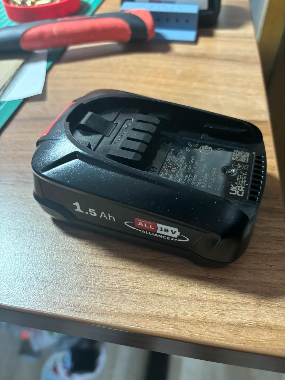 Bosch - 18V battery holder by Kai - MakerWorld