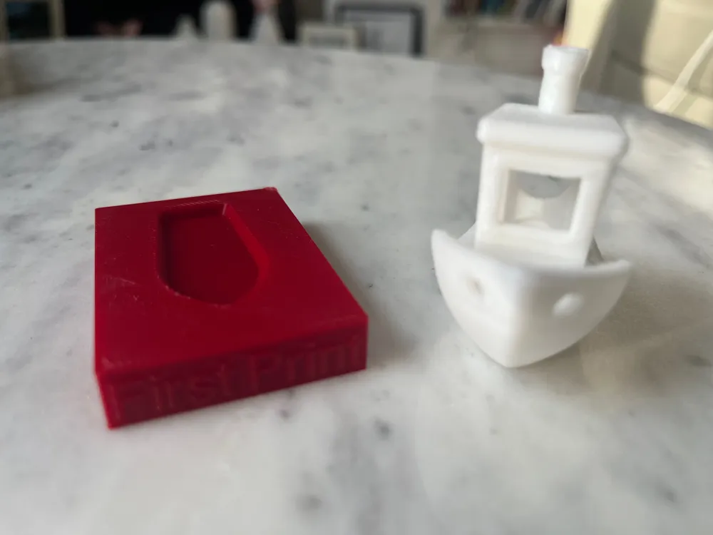 "First Print" benchy stand - Free 3D Print Model - MakerWorld