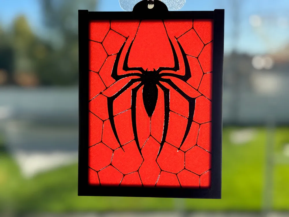 Spider man light (swappable glass) - Free 3D Print Model - MakerWorld