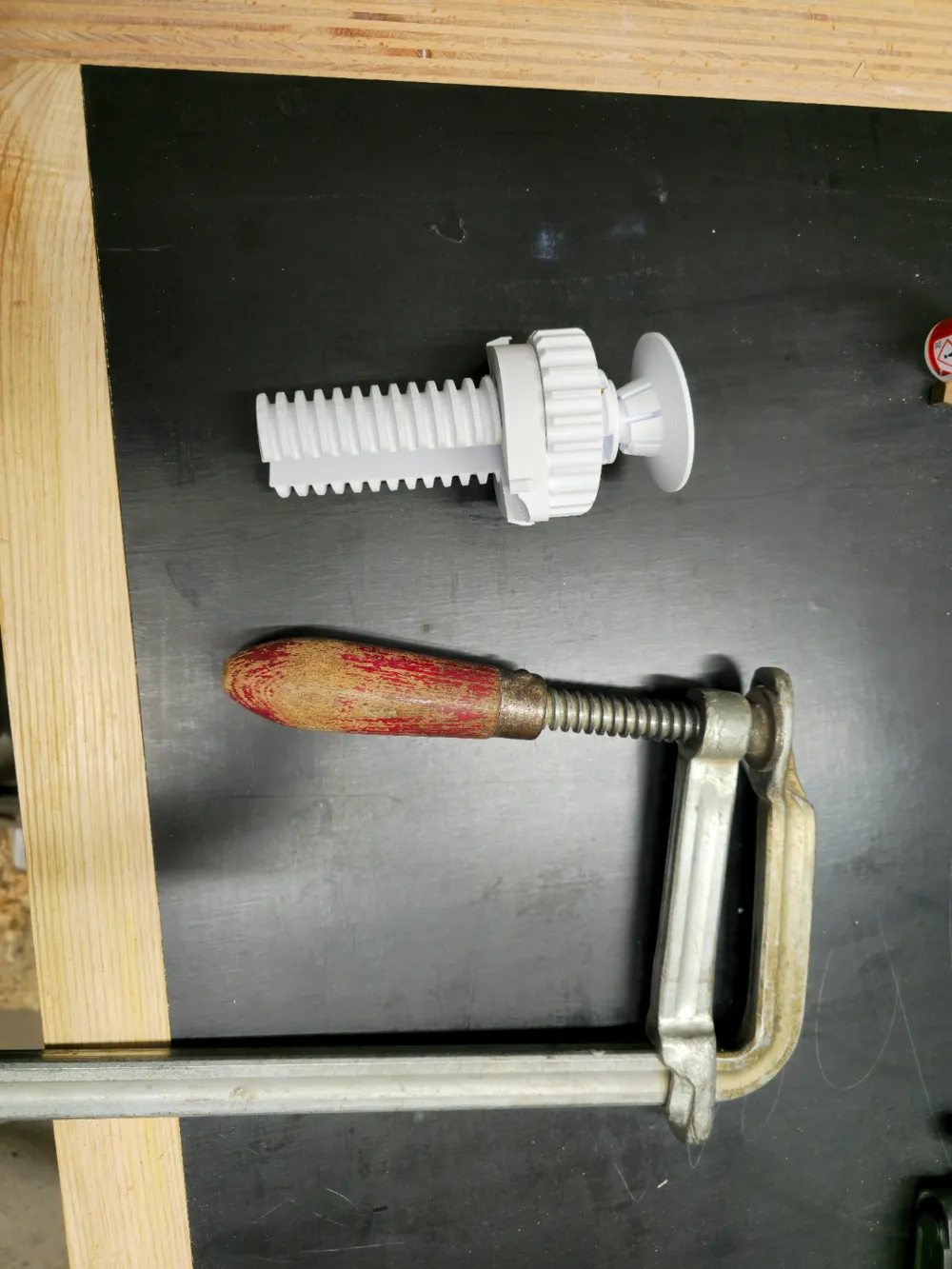 Edge clamps for clamping clamps by ChriZ - MakerWorld