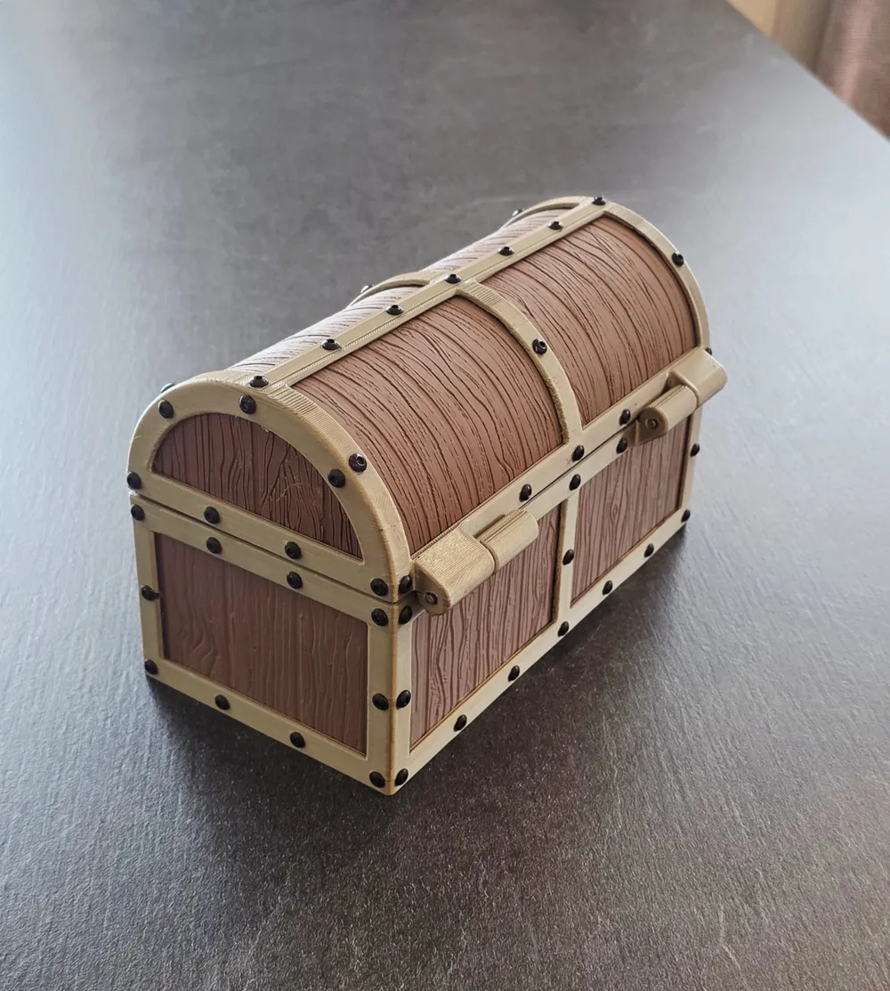 Treasure Chest with wood grain - Free 3D Print Model - MakerWorld