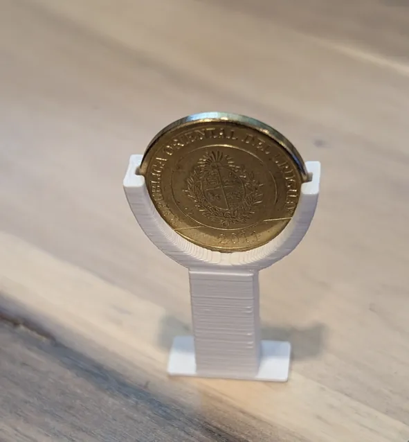 20mm Coin Stand – Uruguayan One-Peso Coin Display by Hypertext5345 ...