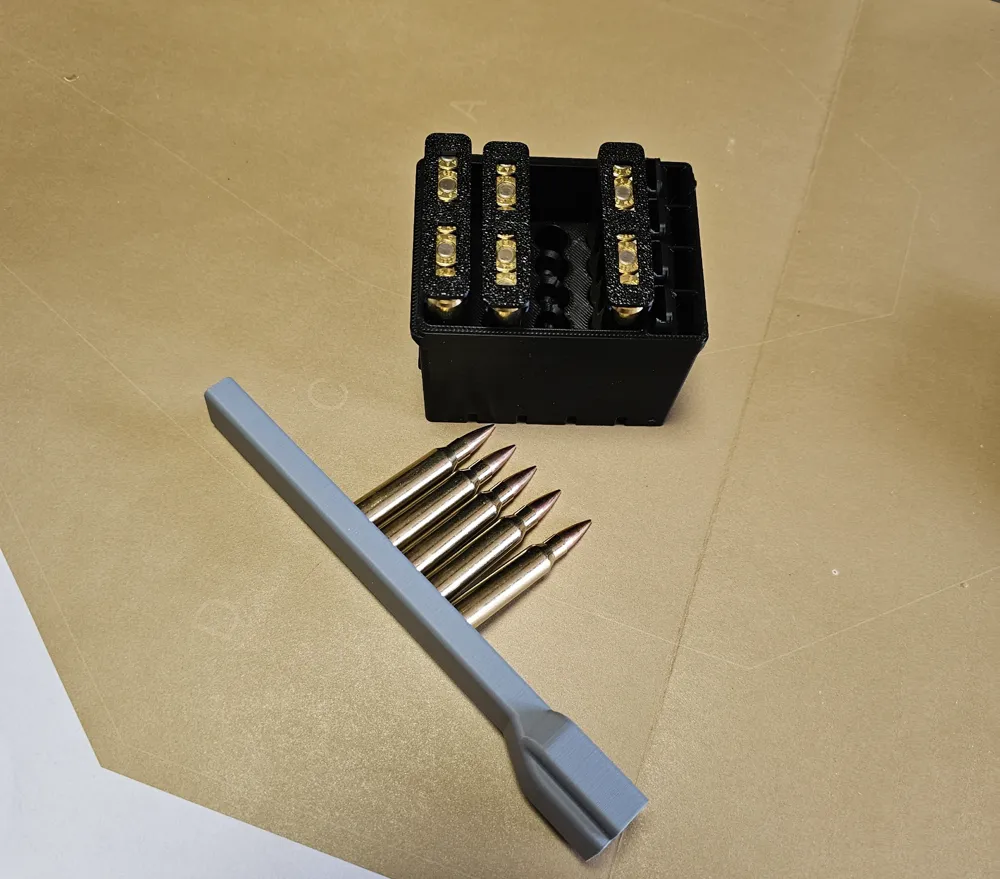 AR-15 20pcs/25pcs ammo box for speedloader - Free 3D Print Model ...
