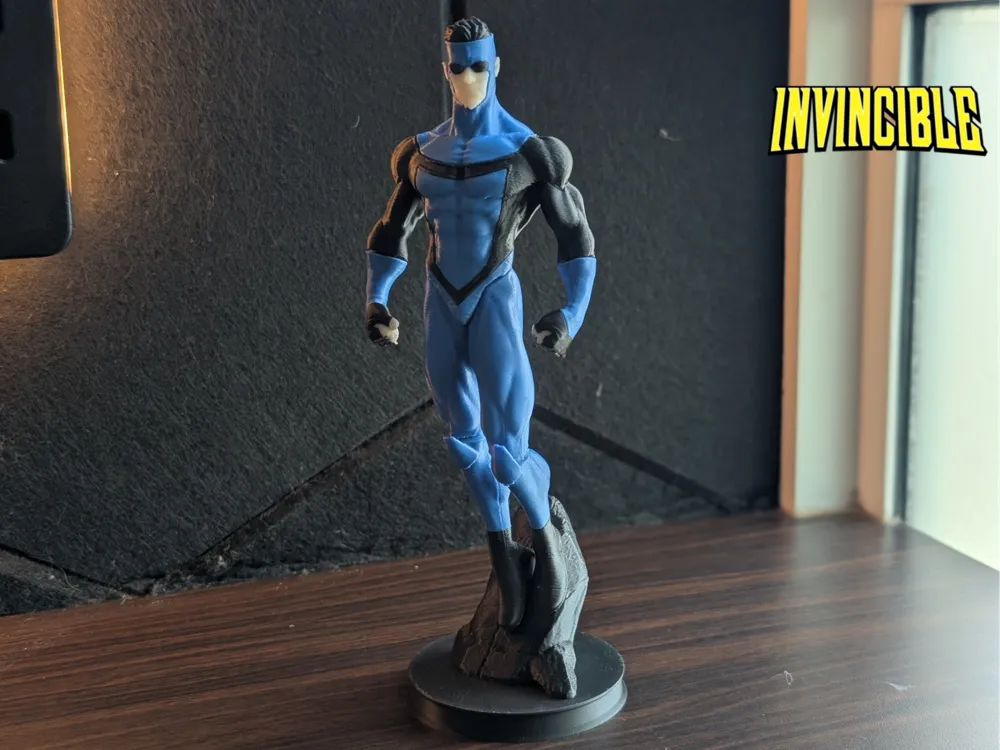 Invincible Blue Suit High-Detail Figure Remixed by Liroy MakerWorld ...