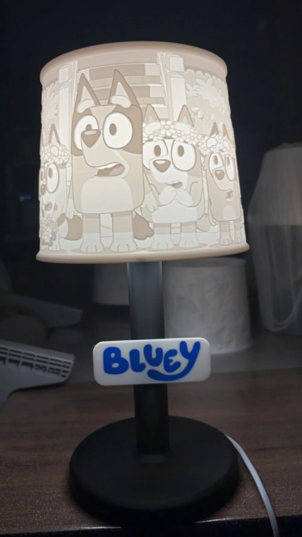 Lampe E14 Bluey - Free 3D Print Model - MakerWorld