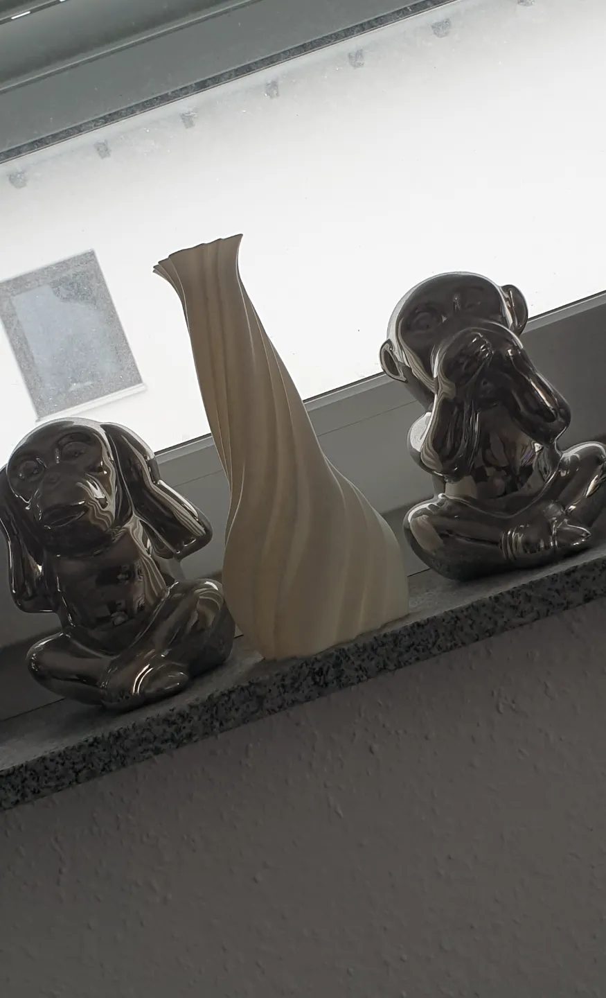 Twisted Vase / Makerlab Make My Vase by Senlos - MakerWorld