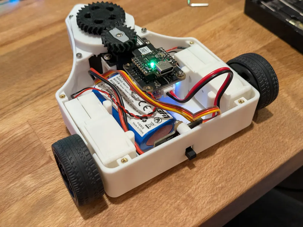 "Pinch Hazard" - Mini Bot - Free 3D Print Model - MakerWorld