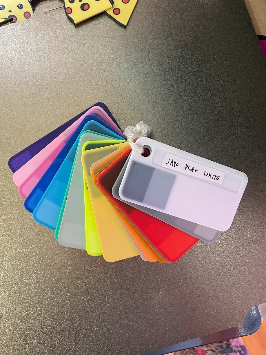 Filament Sample - color brightness gradient by plomdawg - MakerWorld